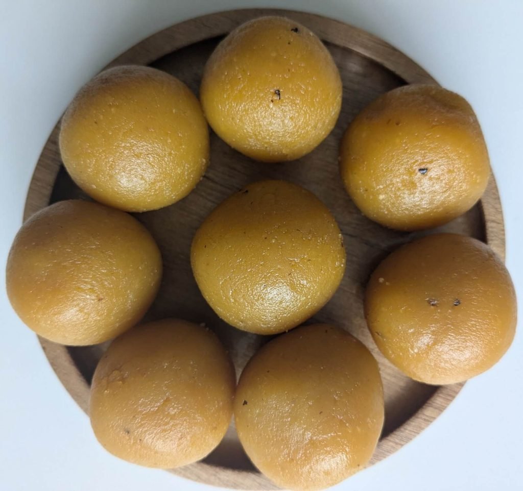 Motaiya Ladu – Sukhadi Kitchen